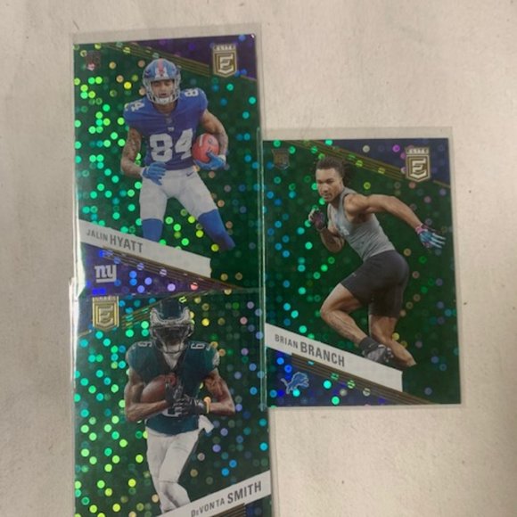 Toys | 3 Ice Nfl Football 223 Elite Cards Devonta Smith More Mint ...